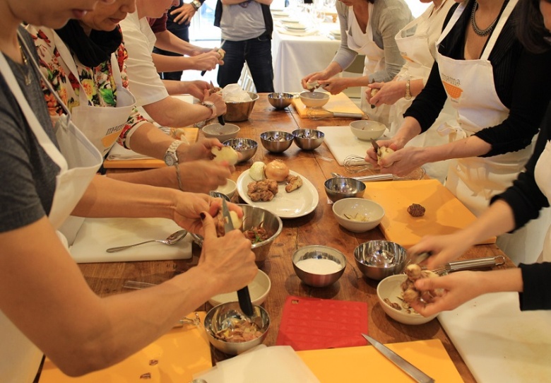 mama_cooking_class - Foody